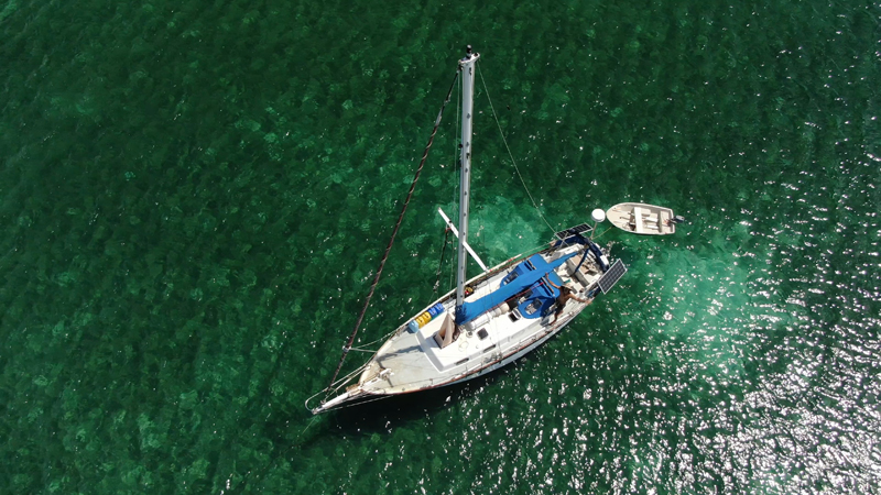 10 Tips for Anchoring a Sailboat