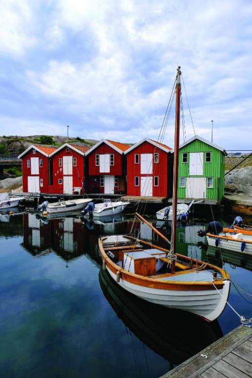 Sailing Scenic West Sweden's Countless Bays