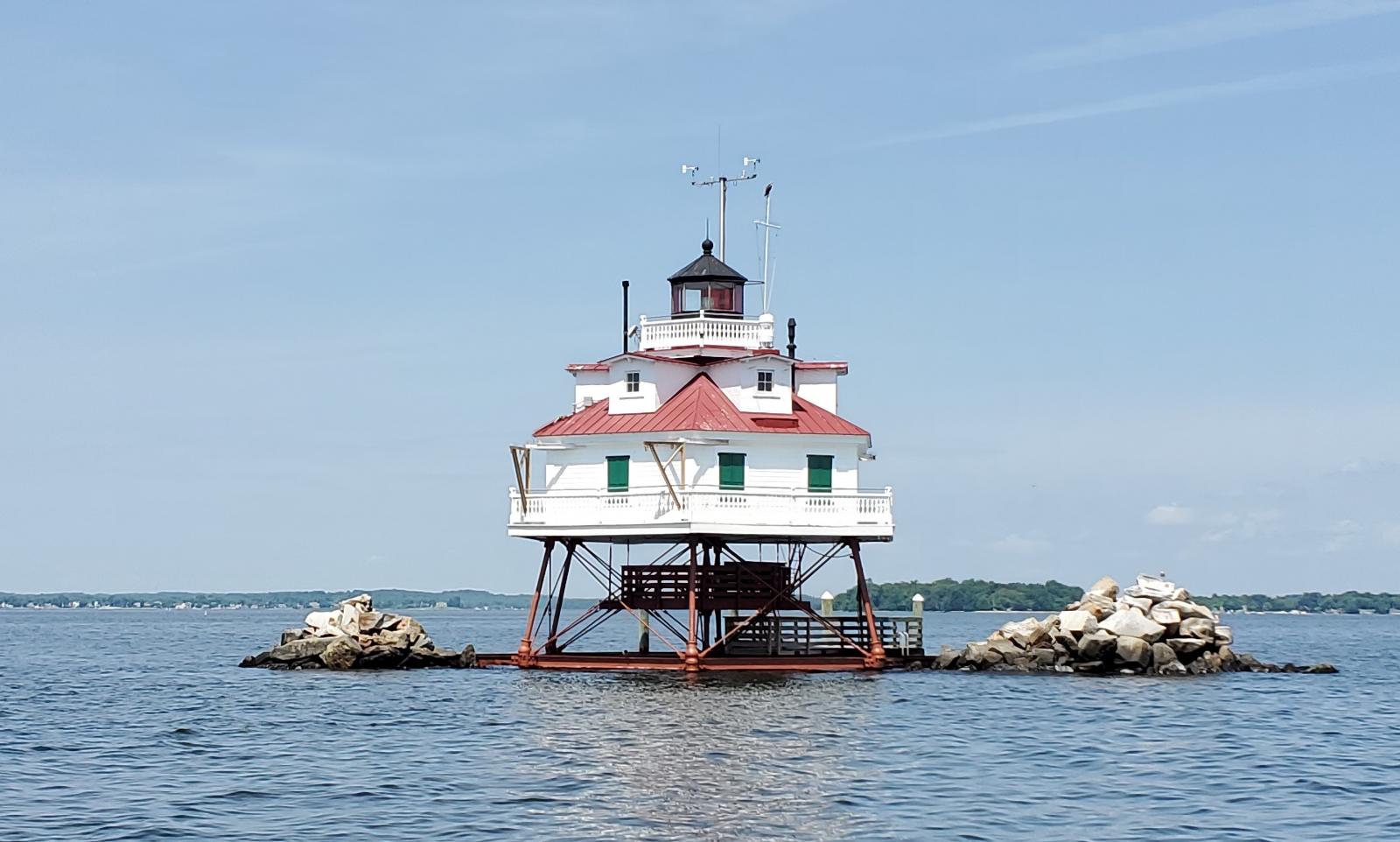 Thomas Point Light June 2022.jpg | SpinSheet